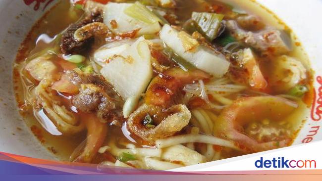 Jajanan Enak di Sekitar Stasiun Kereta Bogor yang Dilalui Jokowi