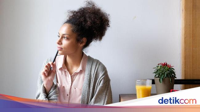 Apa Itu Refleksi? Ini Definisi dan Cara Melakukannya