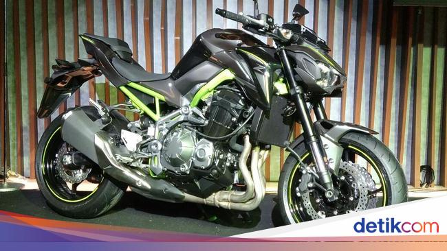 Harga Kawasaki Z900 Lebih Mahal Rp 13 Juta dari Z800