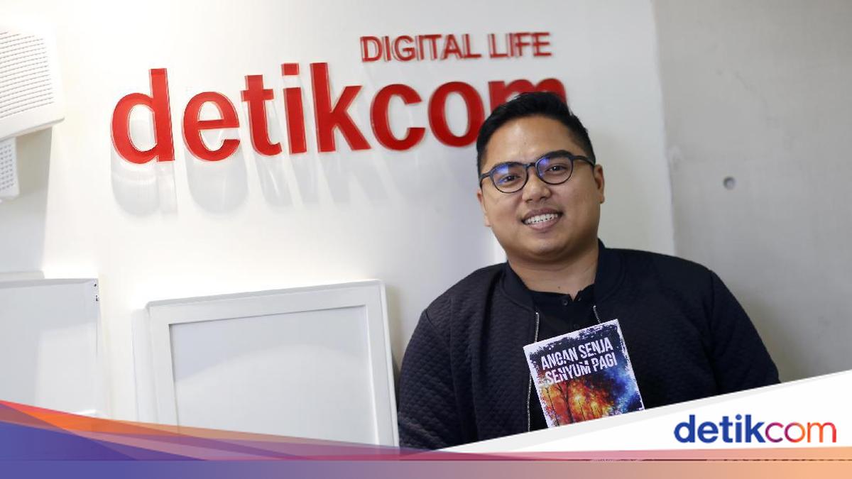 Fahd Pahdepie Bicara Soal Novel Baru 'Angan Senja Senyum Pagi'