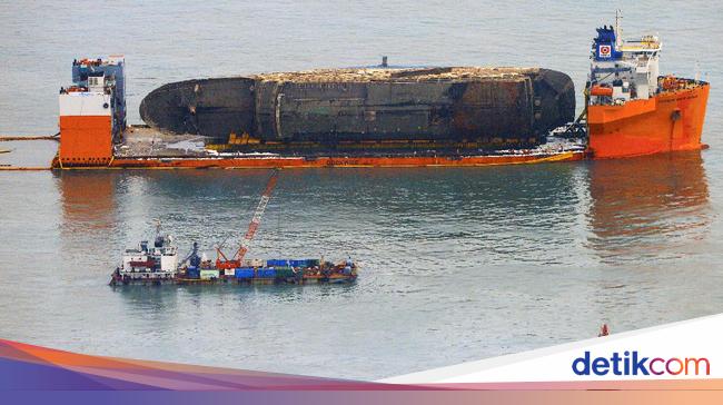Temuan Tulang Korban Ditemukan dari Puing Kapal Sewol