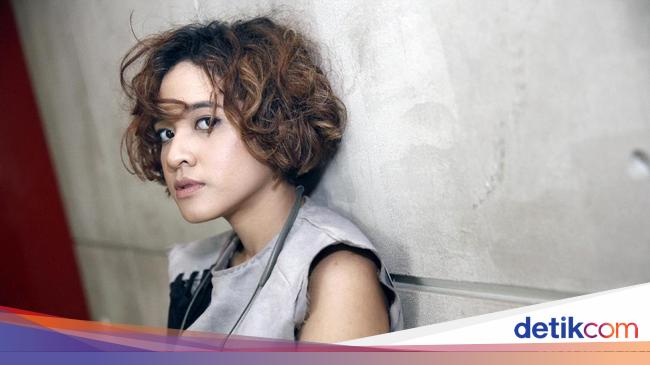 Indie Pop Bakal Jadi Jalur Solo Karier Dea eks HiVi