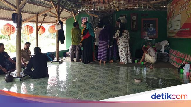 Ramainya Petilasan Dampu Awang Pasca Kedatangan Mbah Fanani
