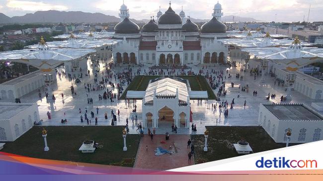 Indahnya Wajah Baru Masjid Baiturrahman Aceh dari Ketinggian
