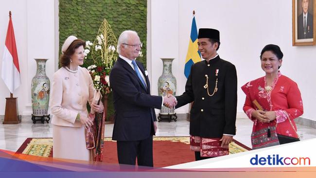 Gaya Presiden dan Paspampres Berpakaian Adat Sambut Tamu Negara
