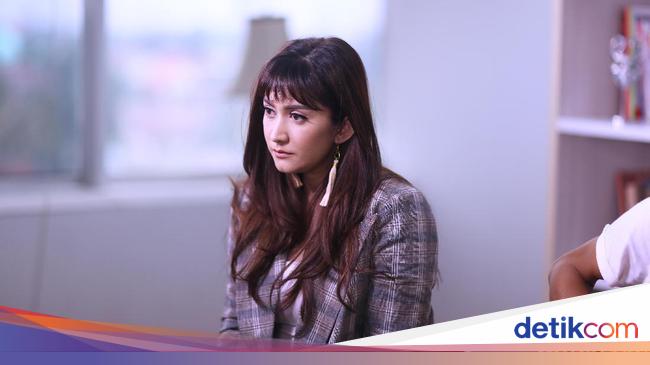 Sebelum Gugat Cerai Zack Lee, Nafa Urbach Terlihat Sedih dalam Foto Ini