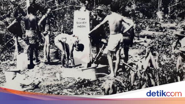 Ini Foto Saat Tugu Perbatasan Indonesia-Papua Nugini Dibuat Tahun 1967