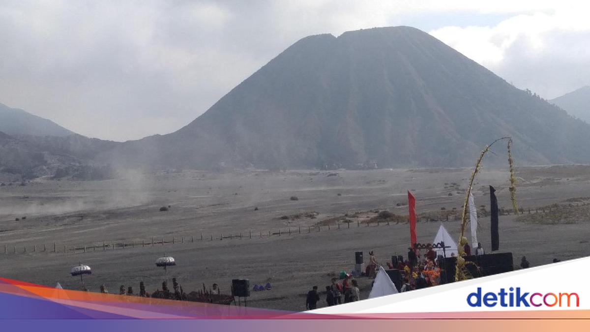 Prosesi dan Urutan Upacara Adat Yadnya Kasada, Ini Tujuannya