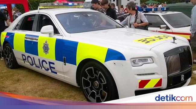 Mobil Polisi Seharga Rp 3,3 Miliar