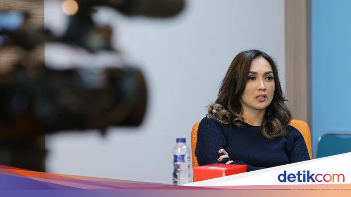 Trauma Sara Wijayanto Usai Demian Aditya Alami Kecelakaan Saat Sulap