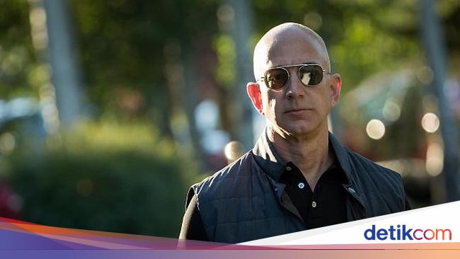 Fakta Menarik Si Botak Rp 1.265 Triliun, Manusia Terkaya Dunia