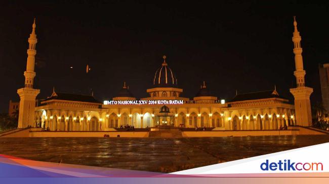 Foto: Ketika Malam Hari di Batam