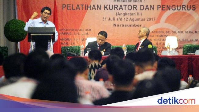 Mengenal Kurator Adalah: Pengertian, Tujuan, Fungsi, dan Jenis Mengenal Kurator Adalah: Pengertian, Tujuan, Fungsi, dan Jenis
