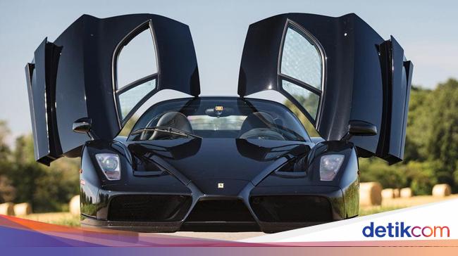 Sexy Black, Ferrari Enzo Hitam yang Langka