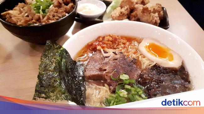 Fuku Ramen: Sedapnya Ramen Spesial Bertopping Beef Chashu dengan Kuah ...