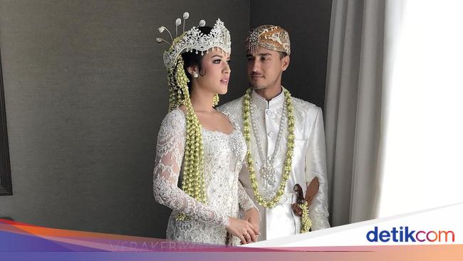 Foto: 20 Model Kebaya Pengantin Artis Indonesia, Raisa Hingga Nagita