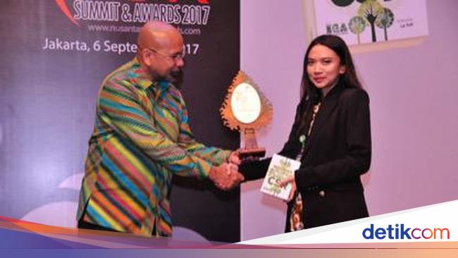 PT Pertamina Lubricants Kembali Raih Nusantara CSR Award 2017 PT Pertamina Lubricants Kembali Raih Nusantara CSR Award 2017