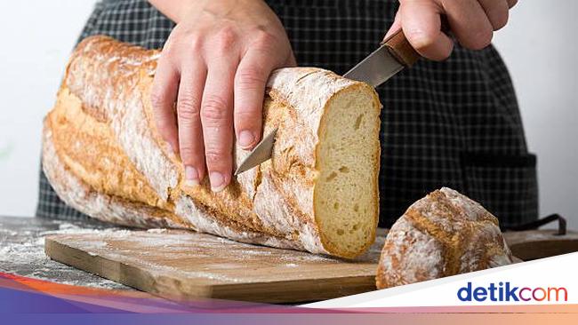 Cara Potong Roti yang Benar hingga Makanan Berbahan ASI yang Kontroversial