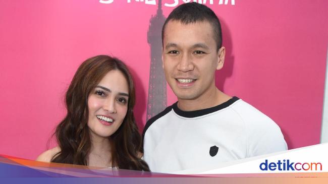 Baper! Shandy Aulia-Samuel Rizal Ketemu Lagi di 'Eiffel I'm In Love 2'