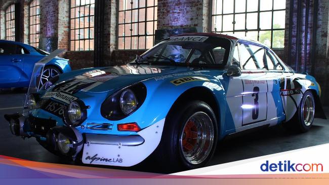 Vintage Banget, Ini Bengkel Atau Museum Sih?