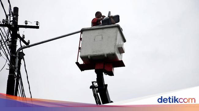 Remang-remang di Jalan Lingkar Selatan Kota Sukabumi