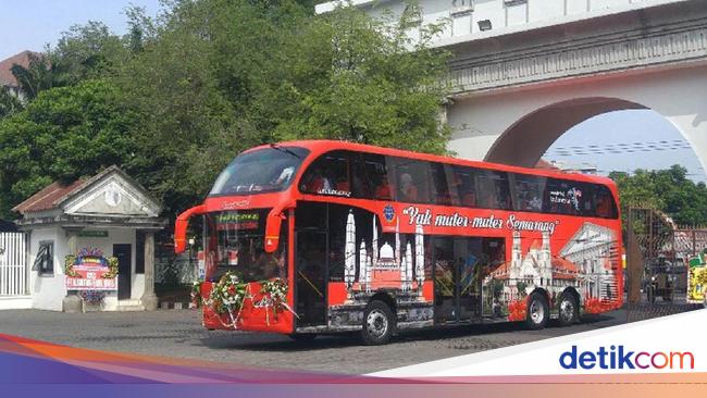 Ayo Naik Bus Tingkat Gratis Keliling Lokasi Wisata di Semarang