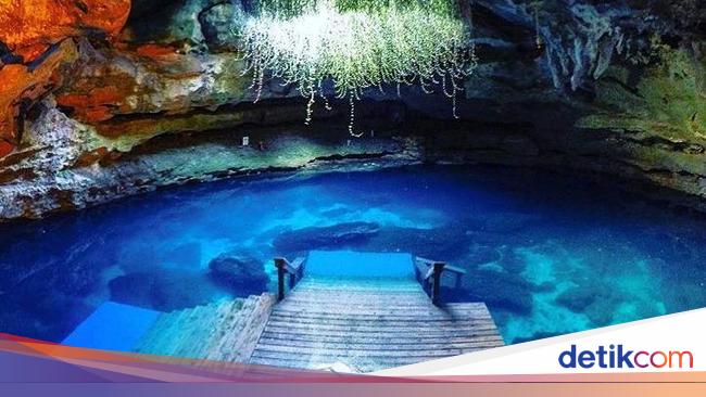 Foto: Diving di dalam Gua