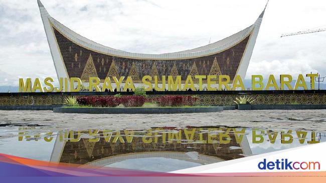Tahan Gempa dan Berarsitektur Khas Minang, Ini Masjid Raya Sumatera Barat