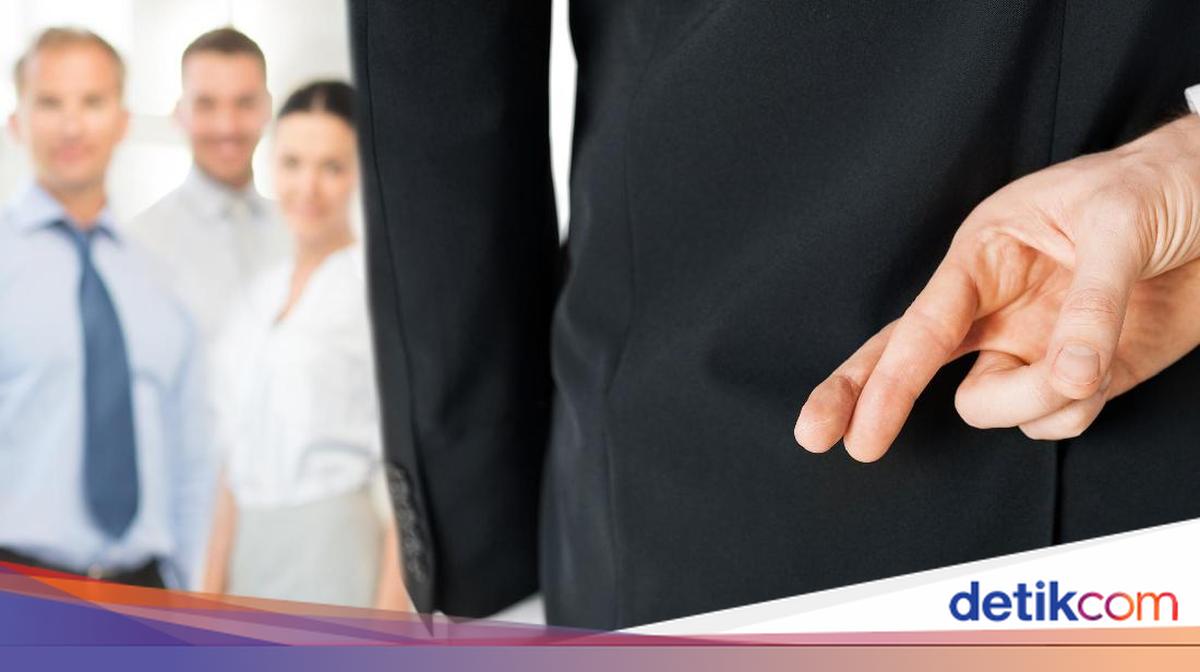 Tanda-tanda Orang Munafik Menurut Hadits, Salah Satunya Ingkar Janji