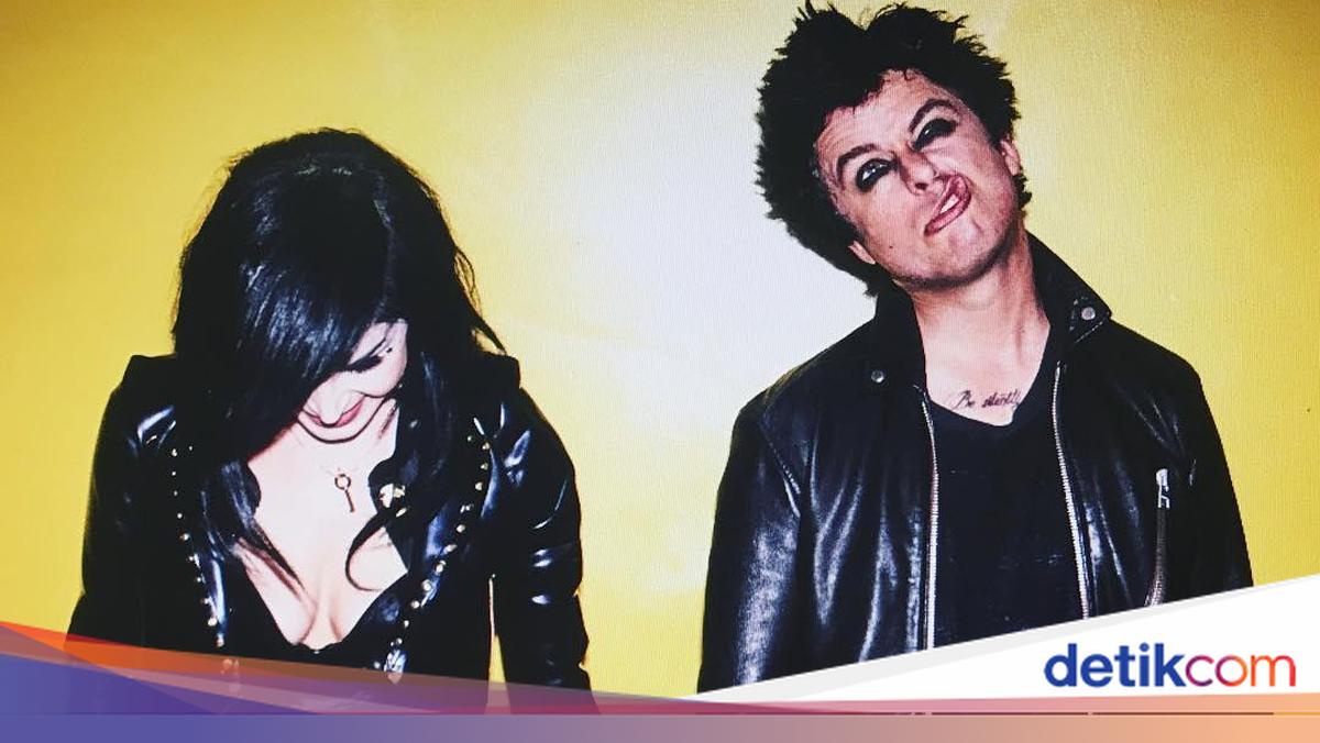 Anak '90-an yang Suka Makeup, Vokalis Green Day akan Rilis Eyeliner!