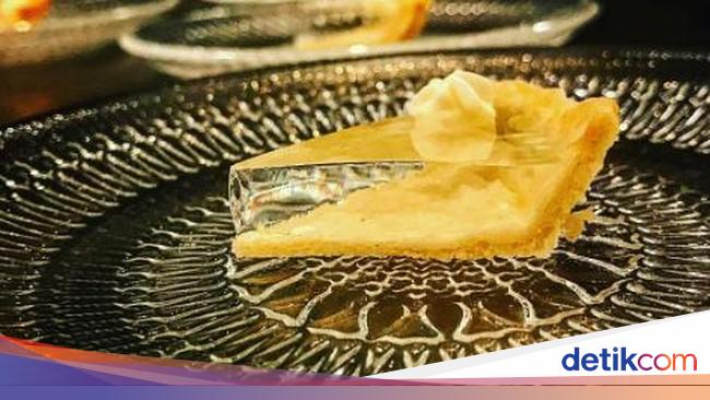 Ajaib! Beda Dari Biasanya, Pie Labu Ini Tembus Pandang