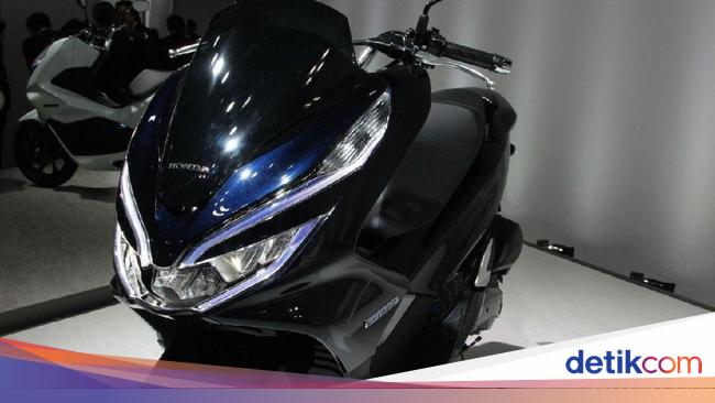 Honda PCX Hybrid dan Listrik, Cakepan Mana?