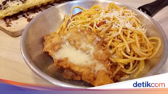 Cubite: Al Dente! Enaknya Chicken Bolo dan Fatshake Kesukaan Anak Hipster