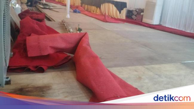 5 Tips Atasi Ujung Karpet yang Melengkung Kembali Lurus