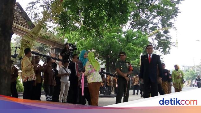 Begini Situasi Depan Graha Saba Buana Jelang Pernikahan Kahiyang