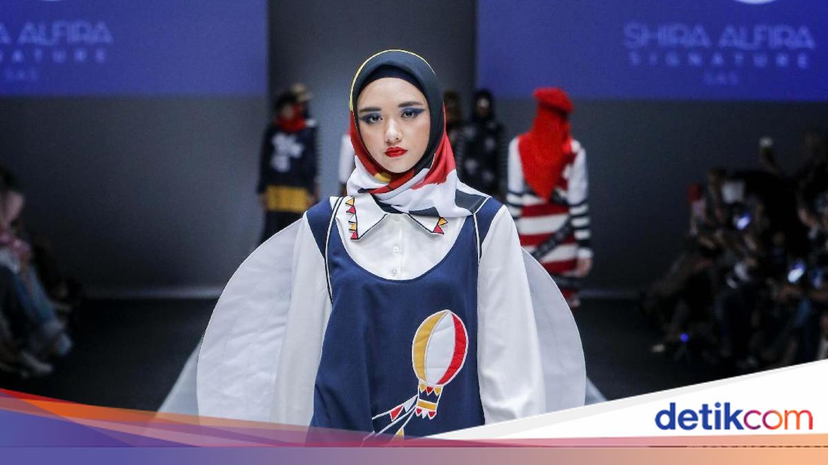 Foto: 14 Koleksi Terbaru Hannie Hananto Terinspirasi Keindahan Langit