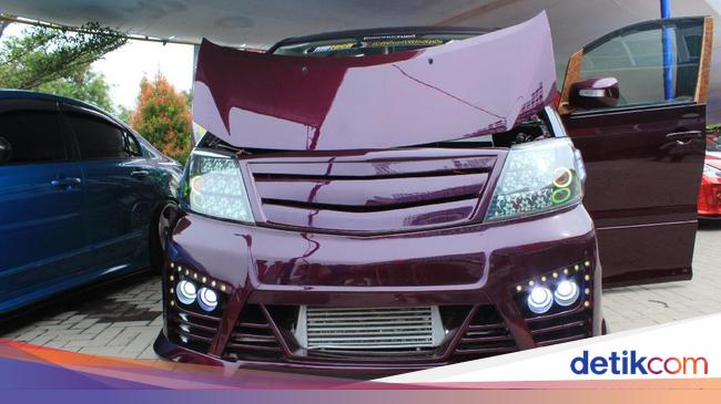 Toyota Alphard Jadi Modif Terkeren di Pekanbaru