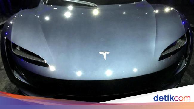 Tiga Pabrikan Mobil Jerman Dikritik, Masa Kalah Sama Tesla