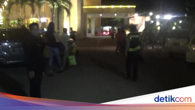 Ini Alasan Polisi Bubarkan Kontes Waria di Makassar