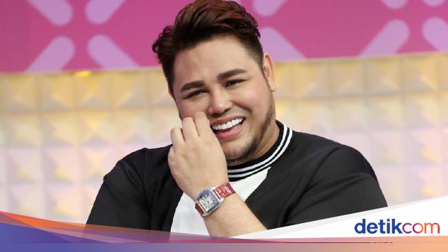 Ivan Gunawan Ulang Tahun, Raffi-Nagita Beri Kado Tas Rp 37 Juta