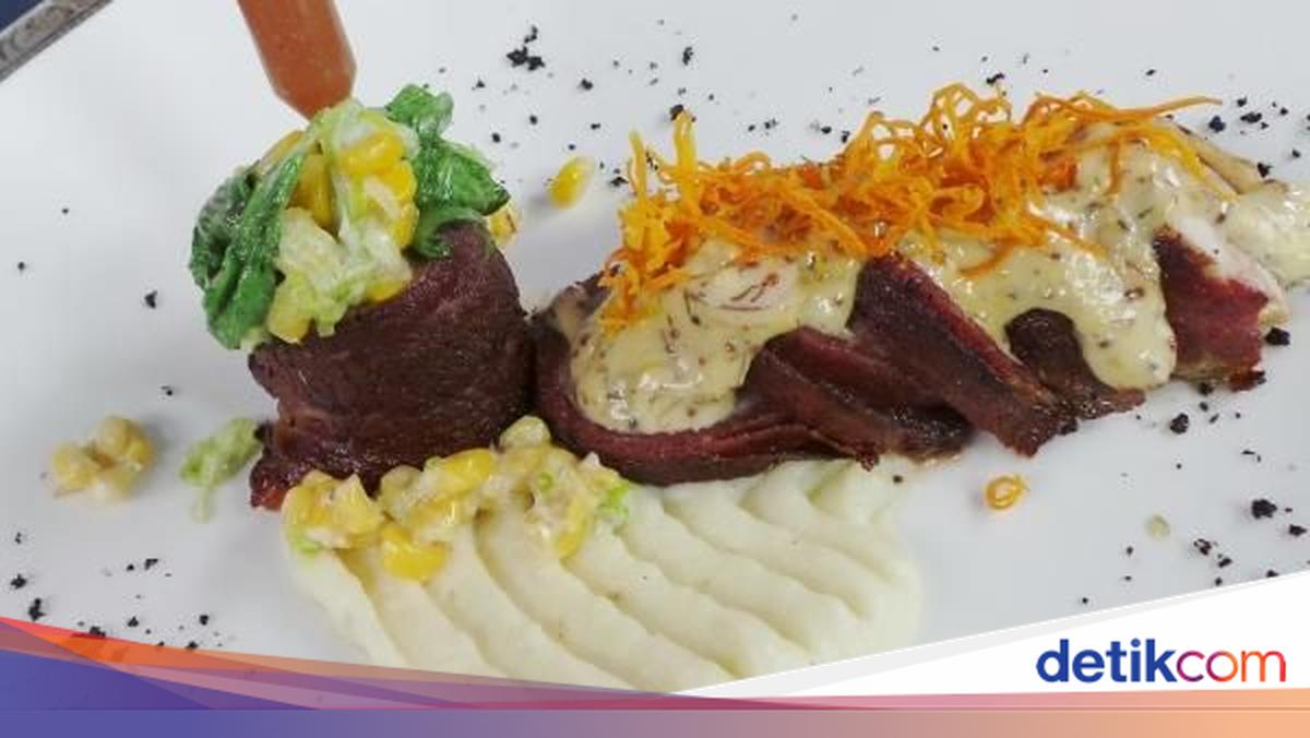 Menu Natal: Suguhan Bacon serta White Fruitcake untuk Makan Malam Natal