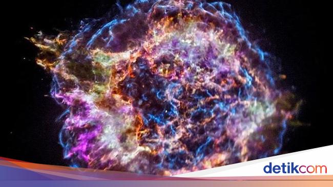 10 Foto Antariksa Favorit Netizen di 2017