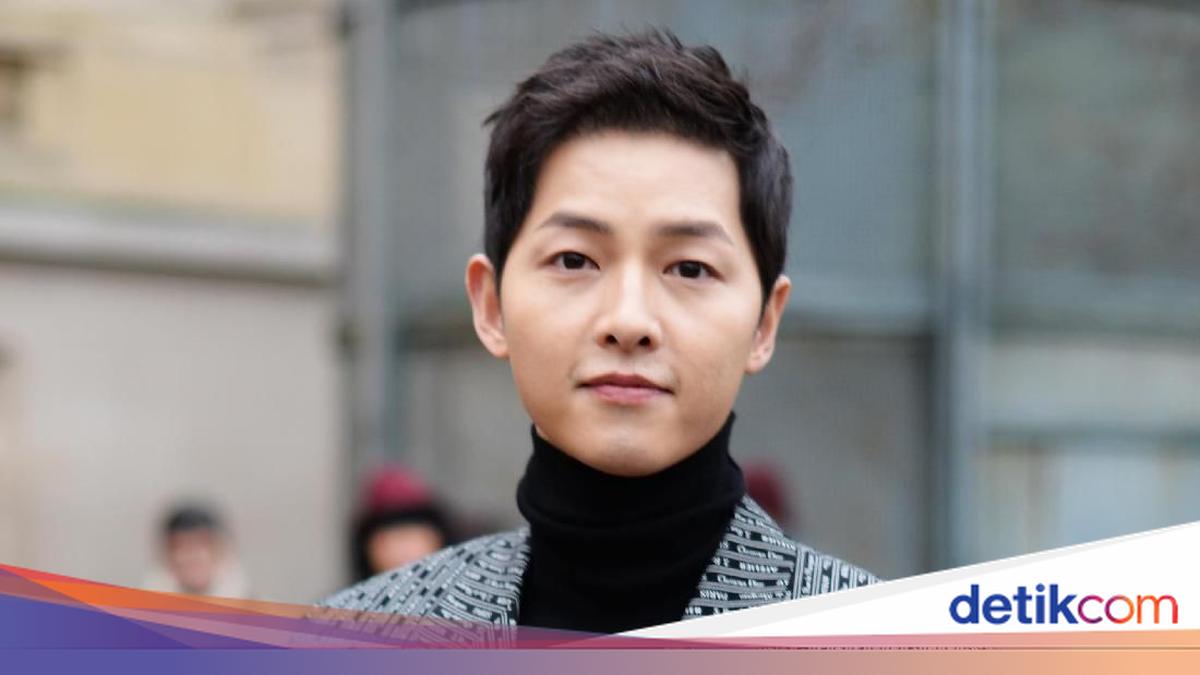 Punya Badan Atletis, Ini Pola Makan Sehat Song Joong Ki