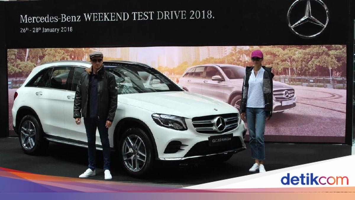 Mercy Luncurkan New E 200 dan New GLC 200 AMG Versi Lokal