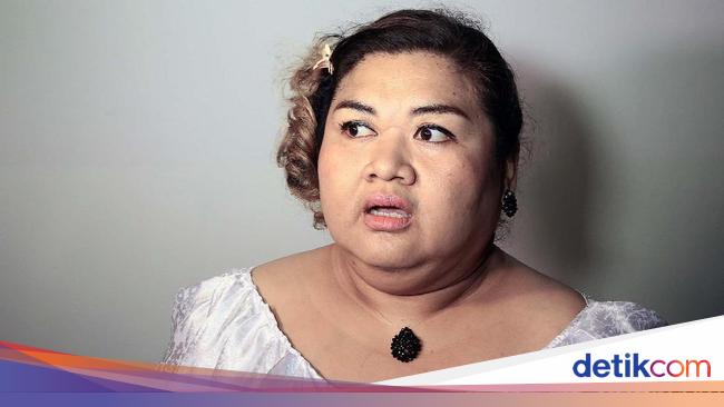 Pretty Asmara Dimakamkan di Tanah Kelahiran Pagi Ini