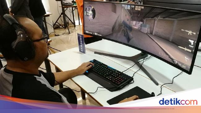 Monitor Super Lebar 32:9 Jadi Standar Baru untuk Main Game