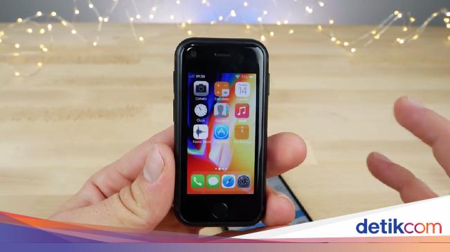 Penampakan 'iPhone 7 Plus' Terkecil di Dunia