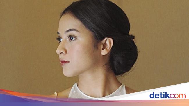 Sah Jadi Istri Chicco Jerikho, Ini 10 Potret Putri Marino Doyan Ngopi