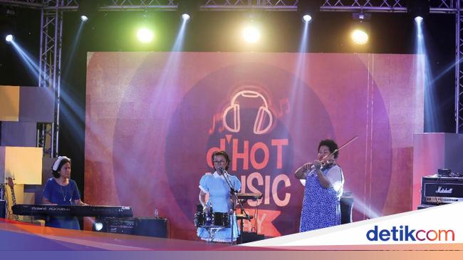 Nonaria Hidupkan Lagi Musik Lawas Indonesia