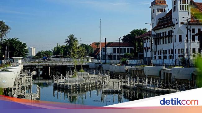 Foto: Melihat Indahnya Kali Besar Kota Tua Usai Direvitalisasi
